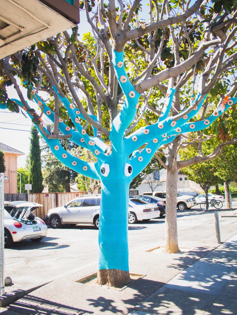 Squid Tree | KNITS FOR LIFE