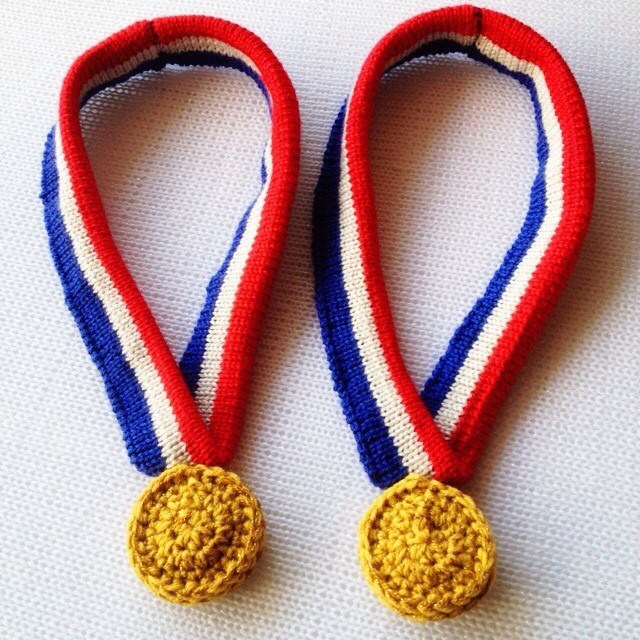 Winter Olympics Knit & Crochet Window Display | KNITS FOR LIFE