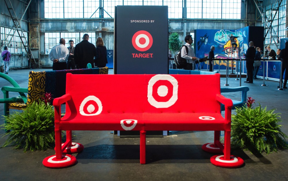 GitHub Universe Benches | KNITS FOR LIFE